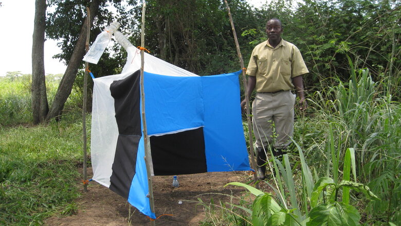 Controlling tsetse with targets | Tsetse